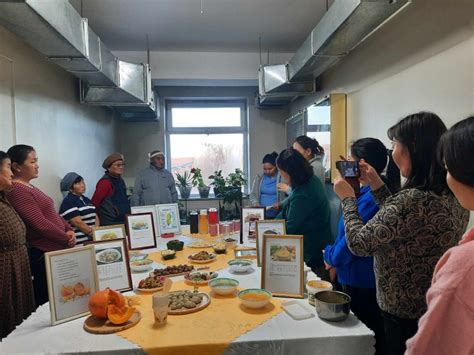 ЭМЧИЛГЭЭНИЙ ХООЛНЫ ӨДӨРЛӨГ АМЖИЛТТАЙ ЗОХИОН БАЙГУУЛАГДЛАА Эрүүл мэндийн газар