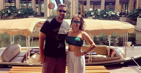 Who Is Clay Traviss Wife Tennessee Titans Ex Cheerleader Has Three Sons With Him