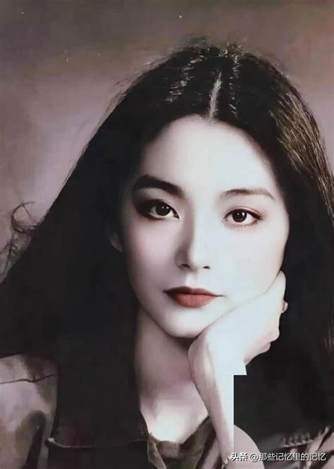 林青霞绝美颜值获金庸盛赞，20张照片展现非凡魅力！ 气质 感觉 五官