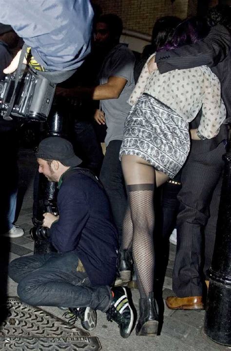 Sunny Days Katy Perry Upskirt” Panty On Cirque Du Soleil Nightclub