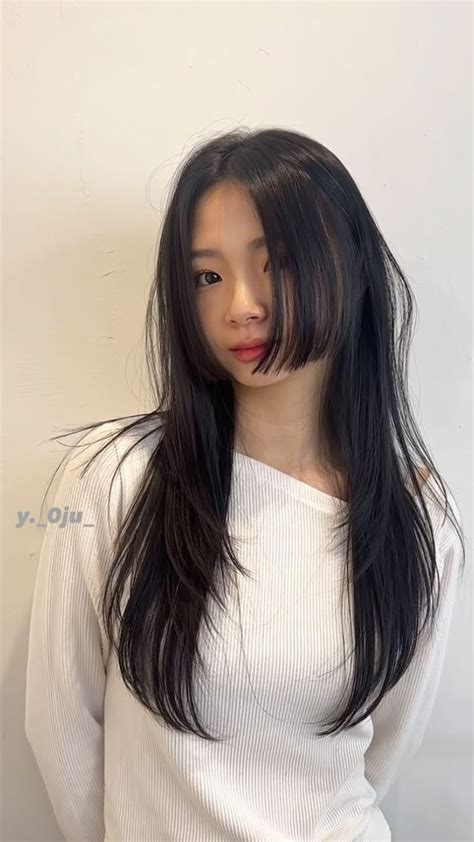 심연주 디자이너 젤리펌 샌드펌 미디움허쉬컷 레이어드컷 쇄골부터 가볍게 떨어지는 층에 레이어드컷 과 자연스러운 페이스라인컷 으로 부드럽게💗 소프트풀뱅 으로 포인트〰