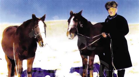 Хангалын голын хурдыг халхад гайхуулсан Буриад баавай