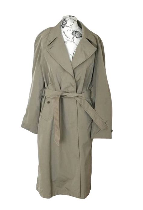 Оригинальный тренч aquascutum — цена 1300 грн в каталоге Плащи Купить ...