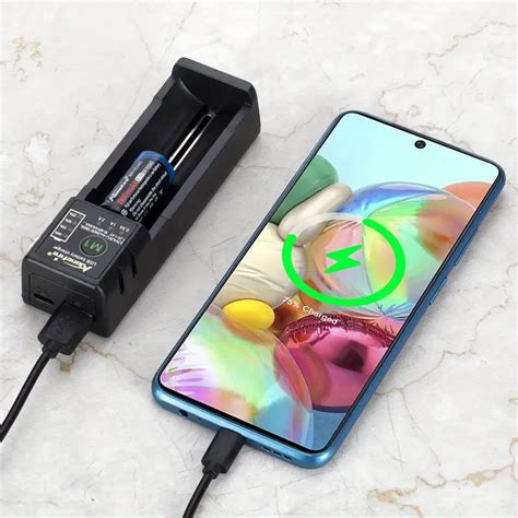 스마트 Usb 충전기 리튬 이온 니켈 수소 니켈 카드 배터리 호환 손전등 헤드램프 및 토치용 내구성 있는 Abs 구조 Sports And Outdoors