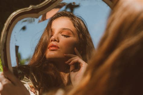 6 Zodiak Narsis yang Suka Mementingkan Diri Sendiri