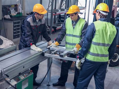 Cnc Vs Mechini E Tloaelehileng Phapano Ke Efe Blue Elephant Cnc