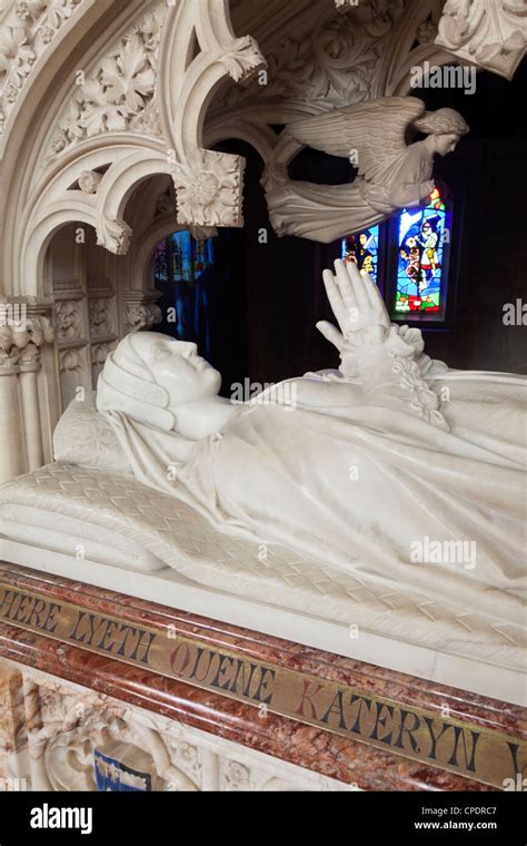 The Tomb Of Katherine Parr 1512 1548 In Sudeley Castle Chapel Near
