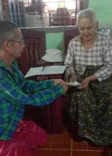 လှည်းကူးမြို့၊သာသနာ့ရိပ်သာရပ်ကွက်တွင်အသက်၈၅နှစ်အထက်သက်ကြီးဘိုးဘွားမ