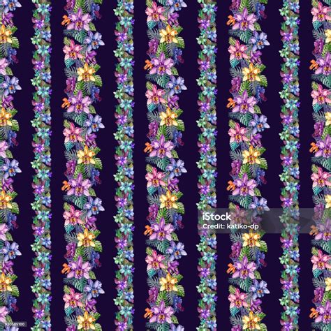 아름 다운 난초 꽃과 Monstera 어두운 자주색 배경에 바로 좁은 라인에 남겨 둔다 완벽 한 꽃 패턴입니다 수채화 그림입니다 손으로 그린 그림 0명에 대한 스톡 벡터