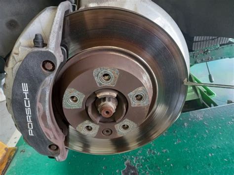 포로쉐 카이엔 브레이크소리 괴음 정비갤러리 반도카서비스