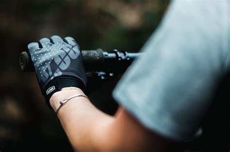 Find The Glove That Fits 100