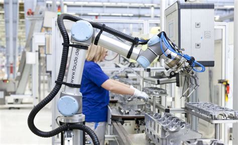 Algorithm Optimizes Collaboration Between Robots People On Assembly