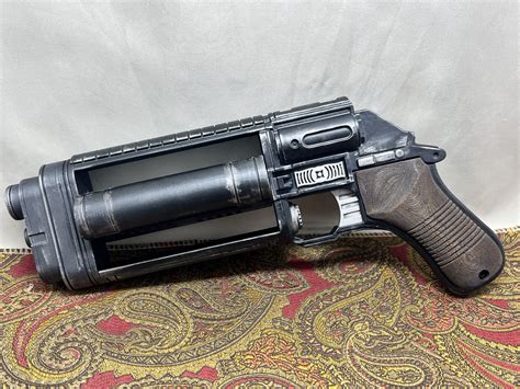 Cassian Andor Blaster Replica Bryar Mw 20 Prop Gun