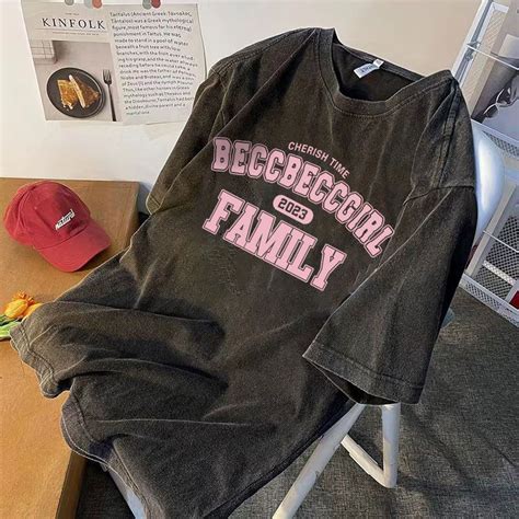 Shinee11 เสื้อยืดฟอก Oversize โอเวอร์ไซซ์ สีดําเข้ม สไตล์ฮิปฮอป เรโทร เสื้อคอกลมคู่รัก Shopee