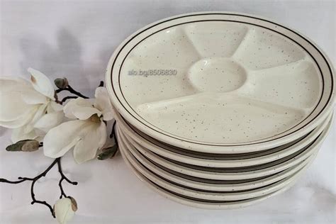 Шест чинии за фондю Съдове Сервизи Прибори Варна Шест чинии за фондю Фондю е яст