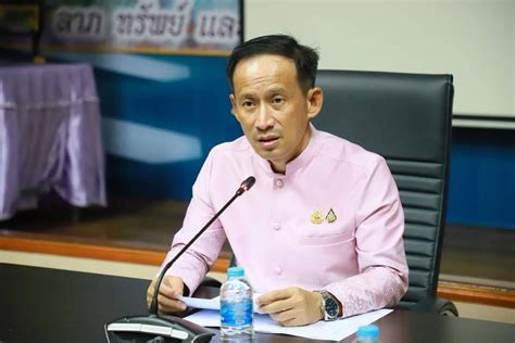 Nbt Connext ผู้ว่าราชการจังหวัดตรัง กำชับนายอำเภอทั้ง 10 อำเภอ ลงพื้นที่ออกตรวจตราและสอดส่อง