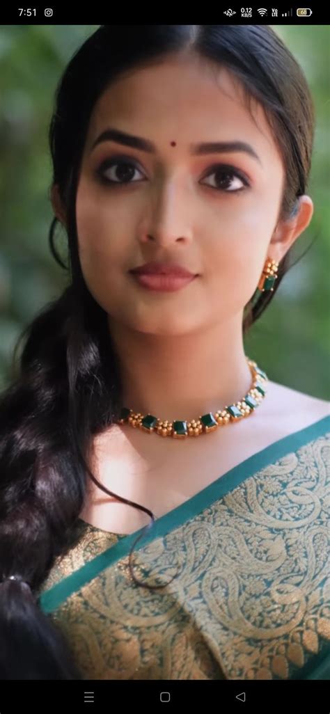 Most Beautiful Women Straight Outta India Art Sexy Pretty Extraordinary Indian