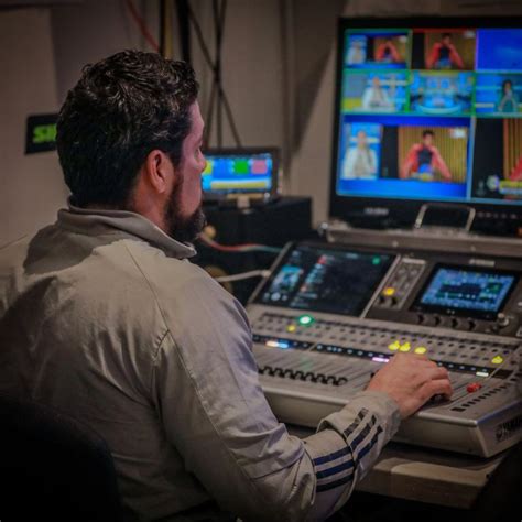 Audiobroadcast Soundlive Audiotechnician Ramón Ariel Staff Lemus