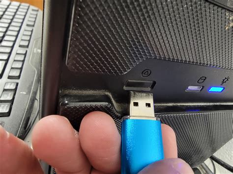 Best Usb Ports Images On Pholder Pcmasterrace Mildlyinteresting And Techsupportgore