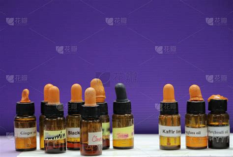 实验室研究用的实验瓶。