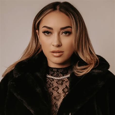 El Toro 📈 Bullishbrooke • Threads Say More