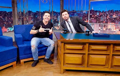 The Noite Danilo Gentili Receberá Youtuber Muca Muriçoca Ofuxico
