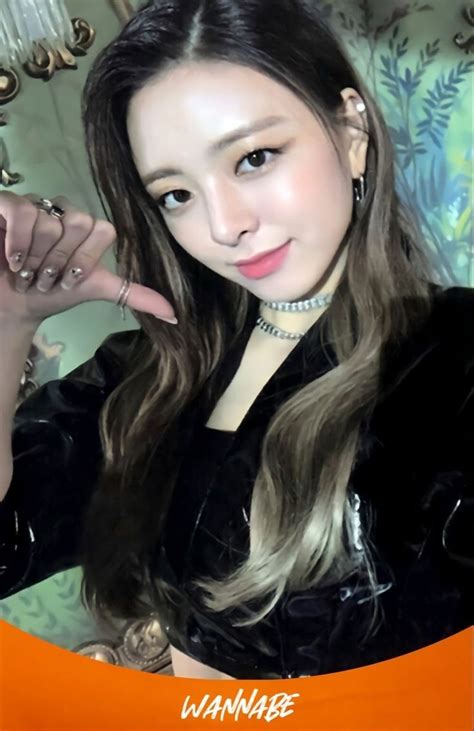 Pin By Abby Whiting On Itzy Itz Me In 2024 Itz Me Photocard Itzy