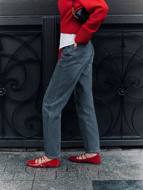 Джинсы прямого кроя :: LICHI - Online fashion store
