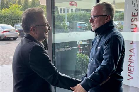 والیبال قهرمانی جهان داورزنی به کاتوویتسه رسید طرفداری