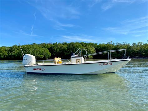 1987 Boston Whaler 17 Montauk Centre Console For Sale Yachtworld