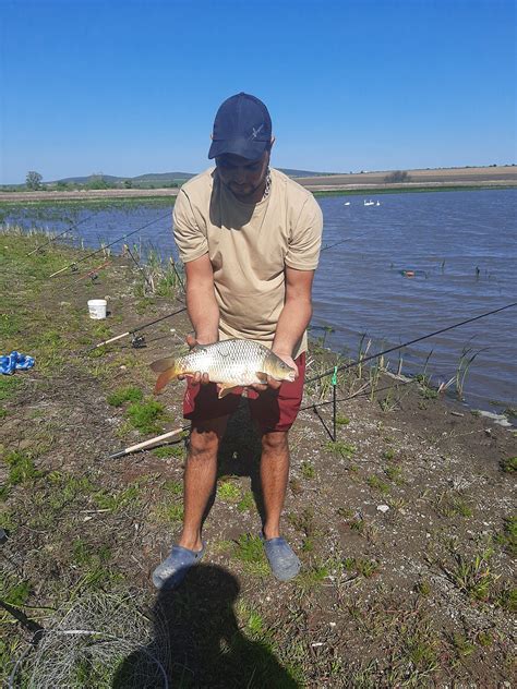 Язовир за спортен Язовир за спортен риболов сИречеково