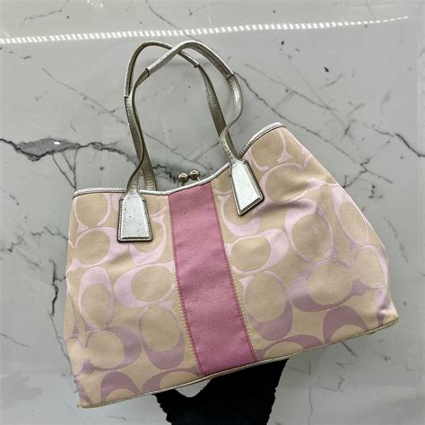 Coach F13533 Pink Nylon Shoulder Bag 217019459 Al Luxury Bags