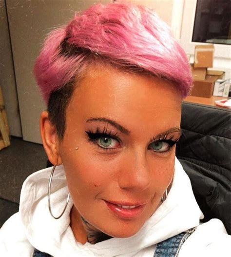 30 Pink Pixie Cut Ideas To Try In 2025