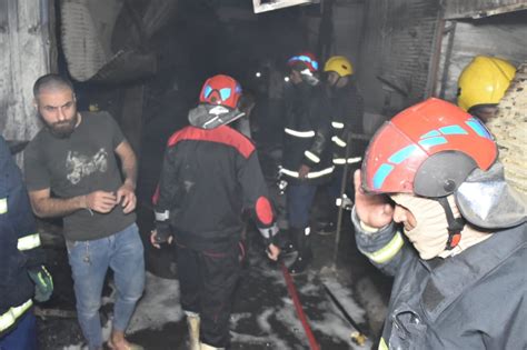 صور 20 فرقة إطفاء تتمكن من إخماد حريق سوق الگيارة 964