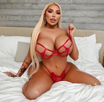 Stephanie Palomares Boobpedia Encyclopedia Of Big Boobs