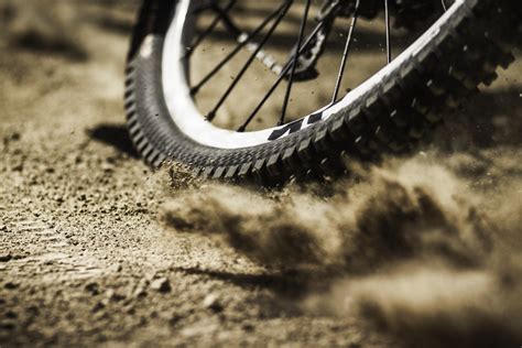 Guía Para Elegir Los Mejores Neumáticos De Bicicleta De Montaña