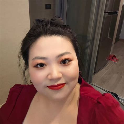 Lei Na Leina870430 • Threads Say More