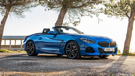 2019 Bmw Z4 Sdrive20i Uk Spec Front Three Quarter