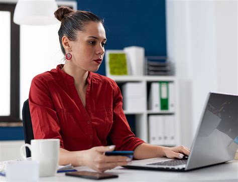 Microsoft Copilot Vs Chatgpt Whats The Difference