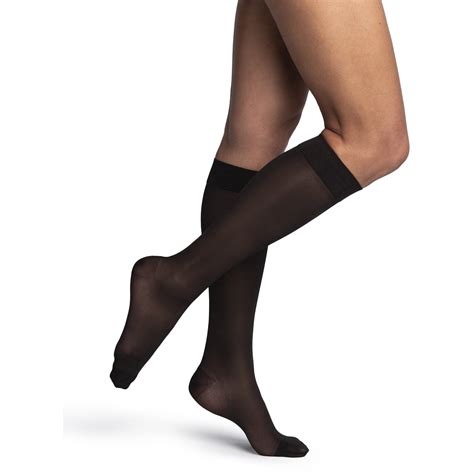 Dynaven Sheer Womens Knee High 20 30 Mmhg Compression Stockings