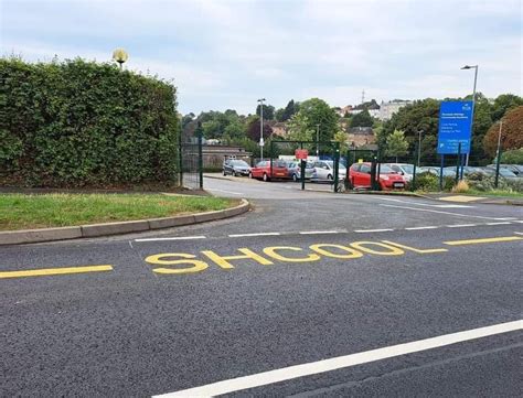 Ah Yeah Shcool R Onejob