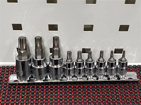 1 4 And 3 8 Dr Torks Bit Socket 9 Pc Set