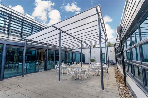 Motiva Linear™ Straight Roof Polycarbonate Canopy Canopy Aands
