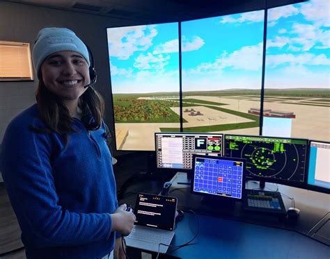 Suny Schenectady Takes The Lead In Training Future Air Traffic Controllers With New Atc Simulator
