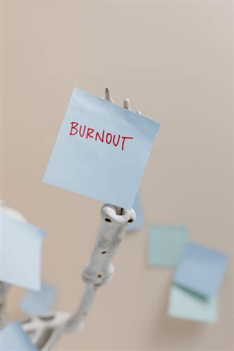 감정적 피로 개념 예술 걱정 건강 골격 표현 노트 대처 메커니즘 동기 부여 라이프스타일 메시지 번아웃 번아웃 예방 블루노트 비즈니스 빨간색 텍스트