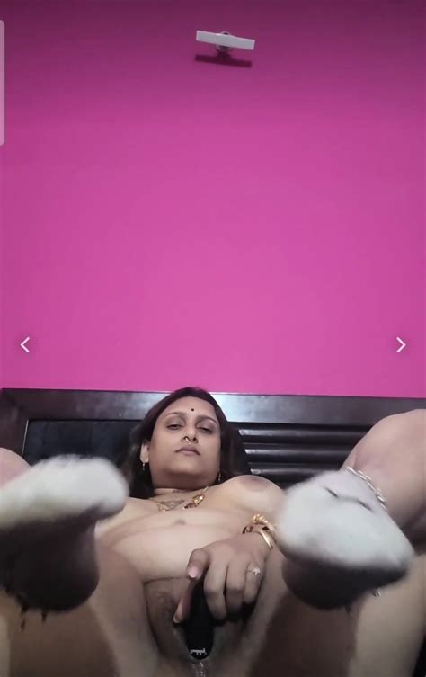 Indian Desi Bhabi Pussy Fingering Hard