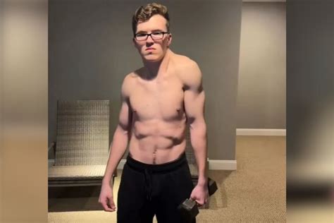 This Tiktok Teen Only Trains Half Of His Body—heres Why
