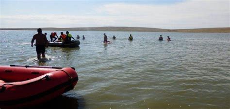 ЭРЭН ХАЙХ АЖИЛЛАГАА ҮРГЭЛЖИЛЖ БАЙНА