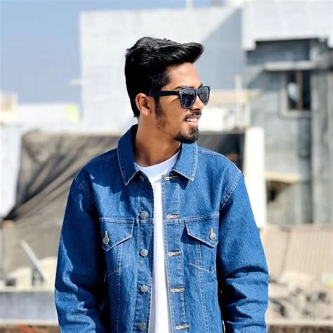 Darsh Patel Darsh 2311 • Threads Say More