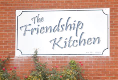 One Tray At A Time Friendship Kitchen On Mission To Help Those In Need